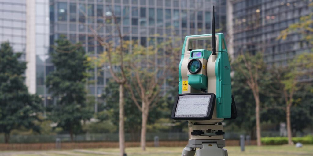 Stec Axis 10 Robotized | UTM30 - Surveying equipment